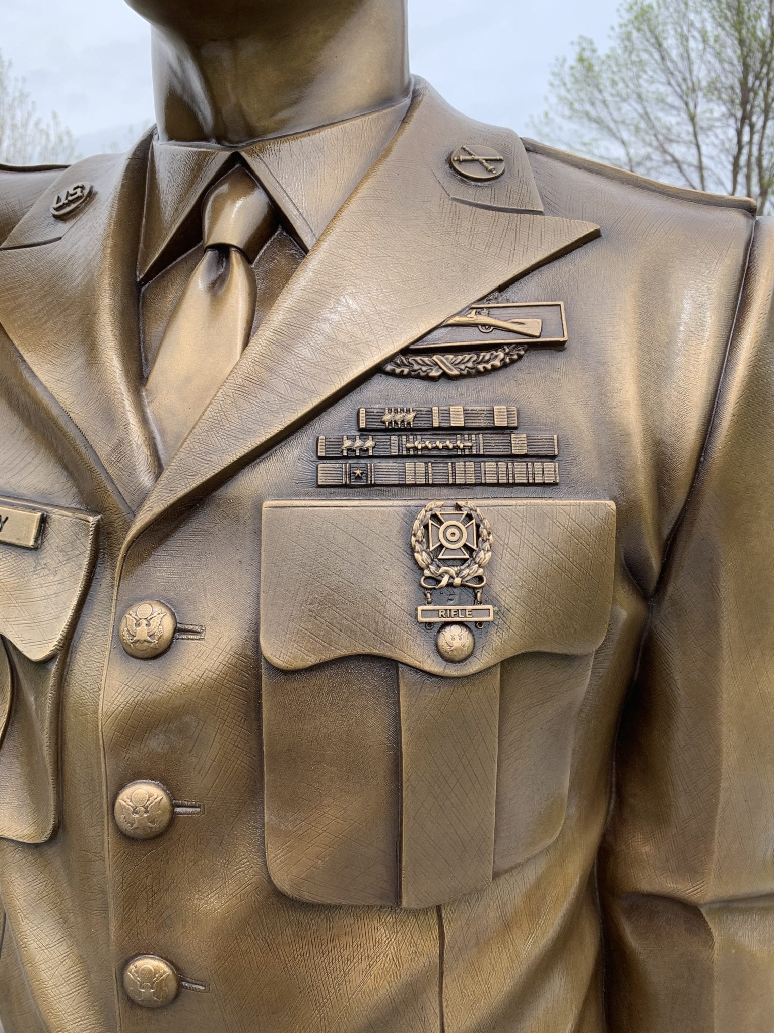 Life Size Soldier Statue | Saluting in Dress Uniform | Brodin Studios