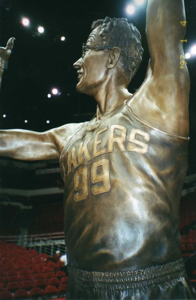 George Mikan Statue | Brodin Studio Inc.